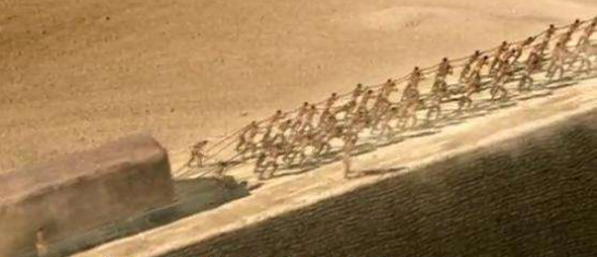 揭秘古埃及建造金字塔时 究竟如何搬动了巨石_北京时间