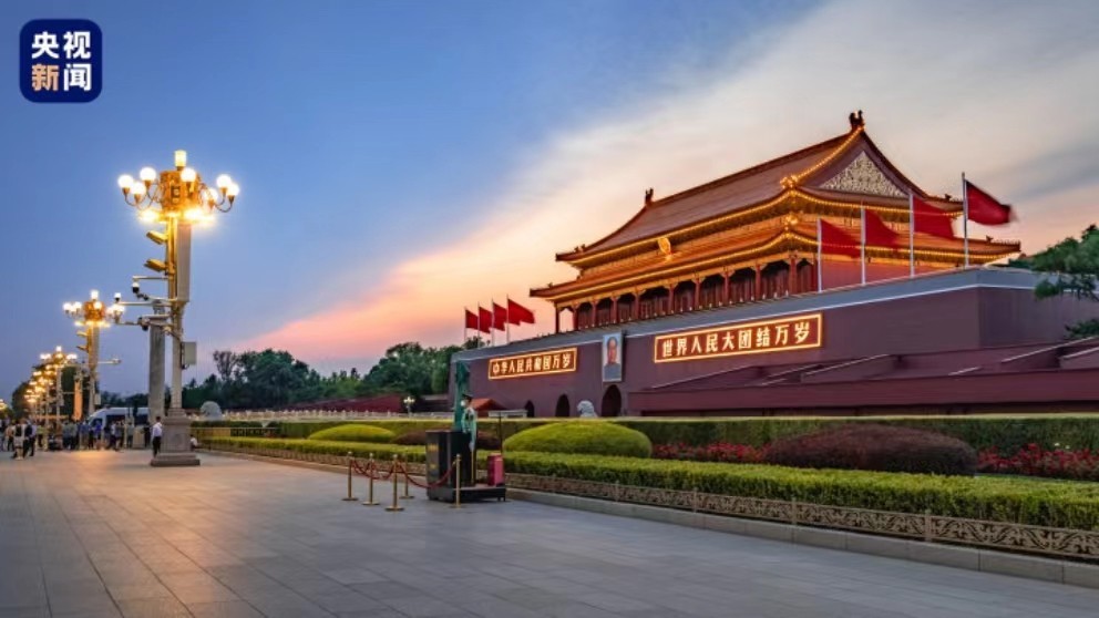 揭秘！天安门广场及长安街华灯如何“体检”？有哪些步骤和流程？_北京时间